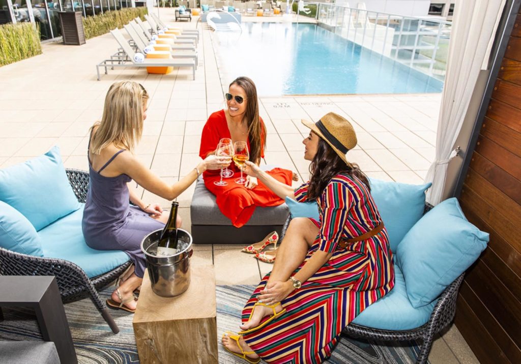 Como Social Club Heats Up for Summer Fun | The Woodlands