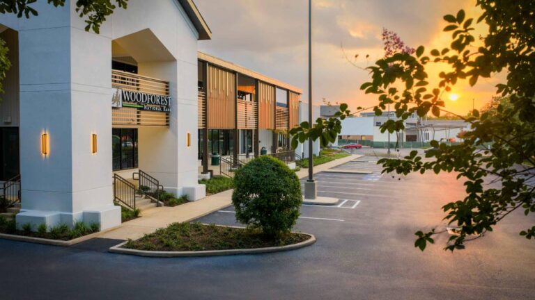 Grogan's Mill Village Center | The Woodlands